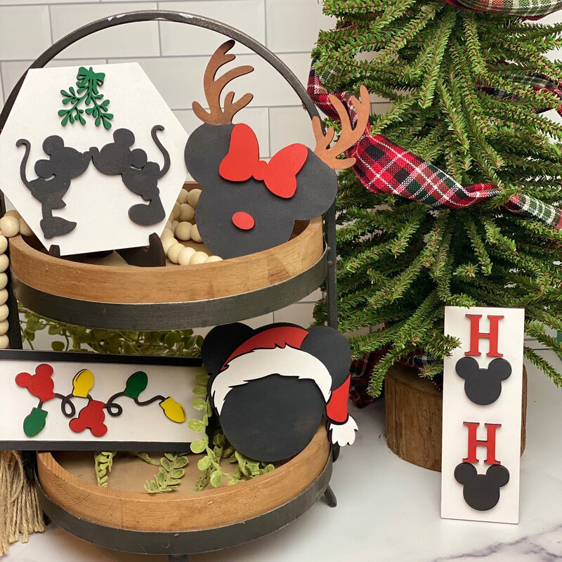 Mickey Santa - Etsy