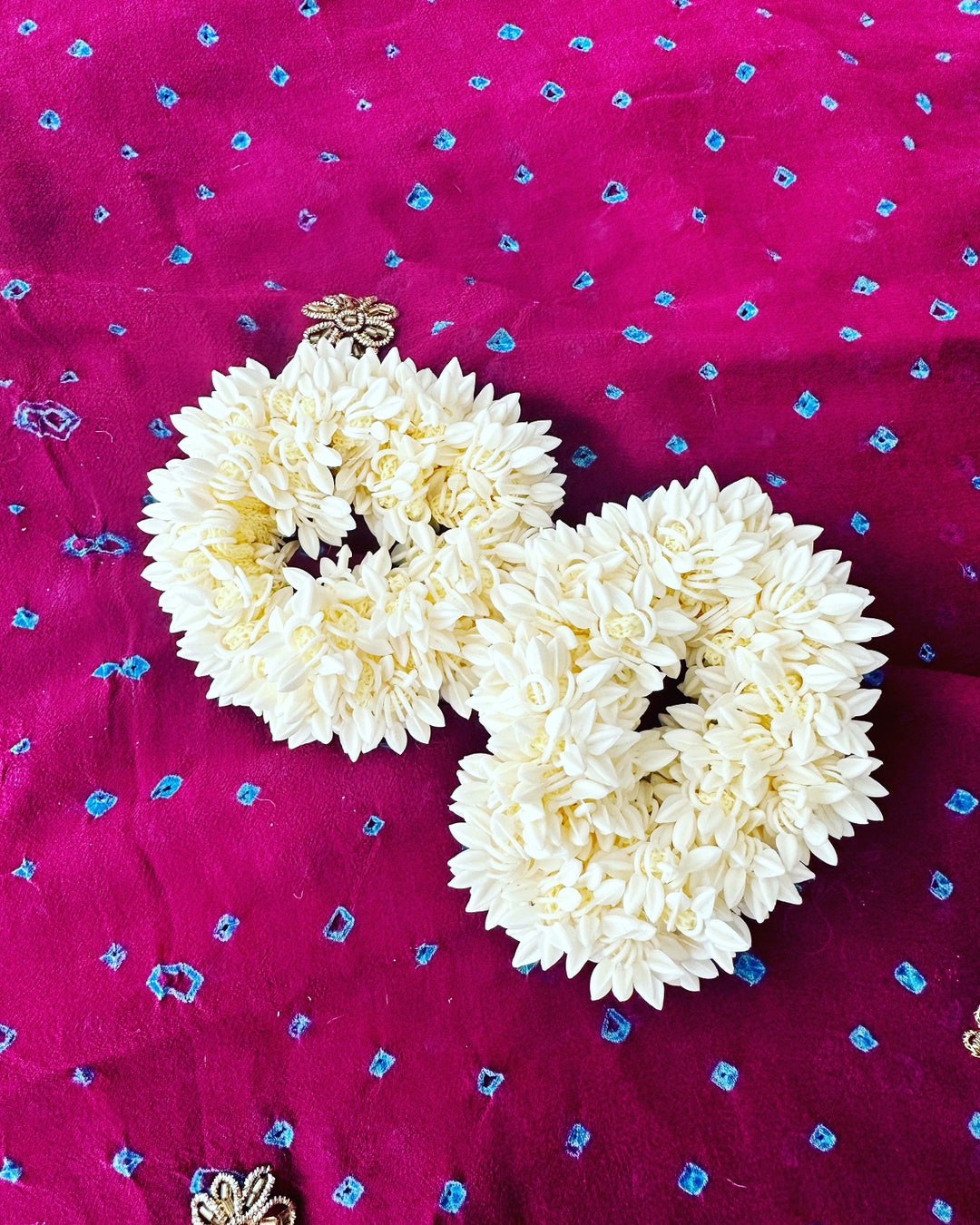 White Gajras Elastic | Hair Gajra | Hand Gajra |floral Hair Piece ...