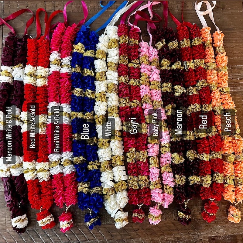 Mini Haar Necklace - Etsy