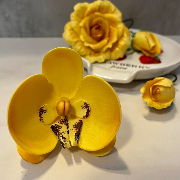 Gum Paste Flowers - Etsy