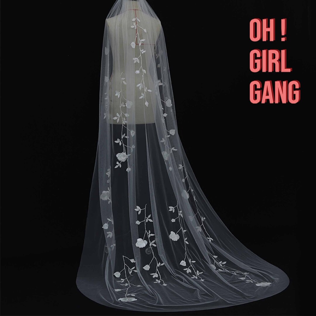 Floral Lace Floor Length Tulle Wedding Veil, Ivory Lace Bridal Long ...