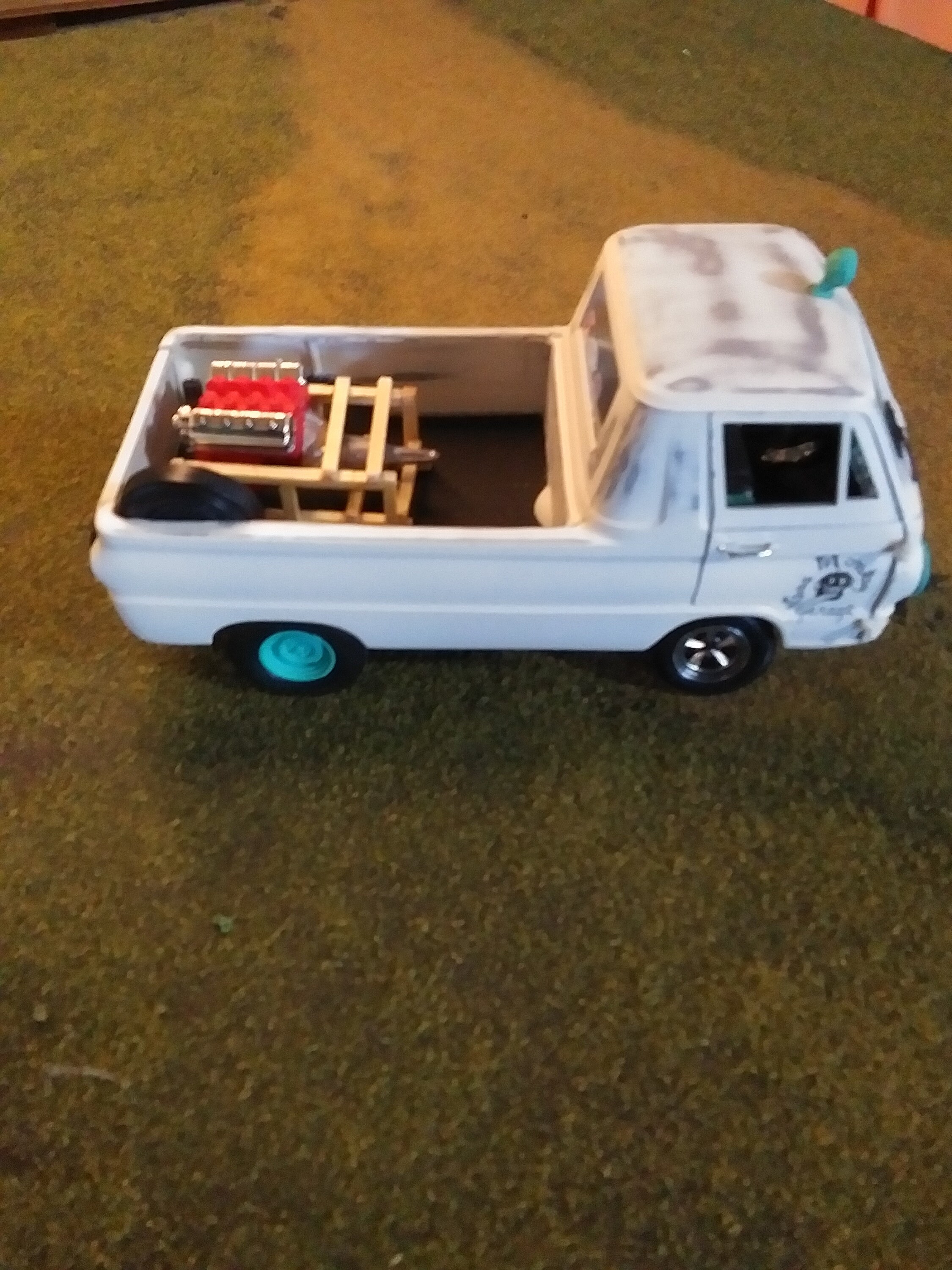 1/25 Scale Custom Built Model , Gas Monkey Garage Parts Truck - Etsy
