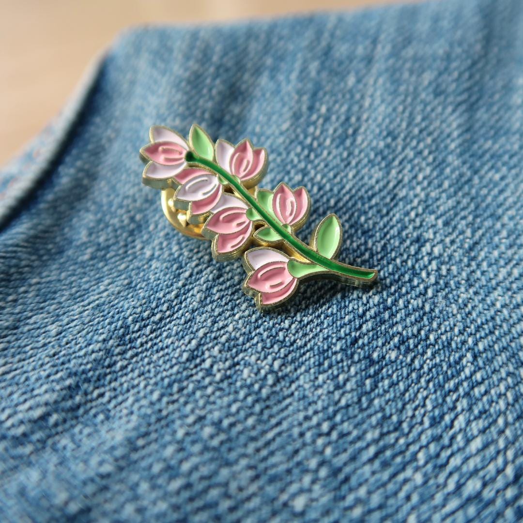 Pink Flower Stem Enamel Pin - Cute Floral Brooch for Jackets and Bags ...