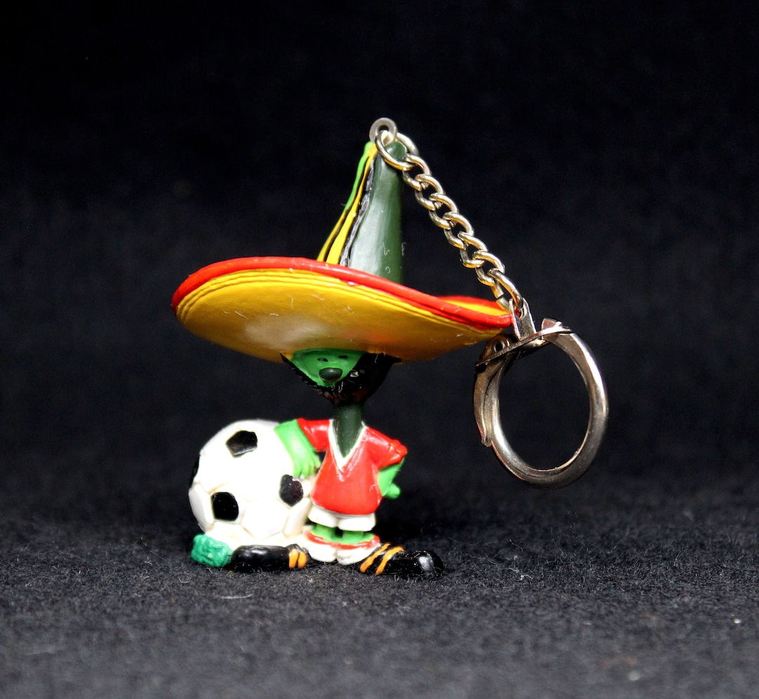 FIFA World Cup Mexico 1986 Mascot Pique the Jalapeno Pepper PVC ...