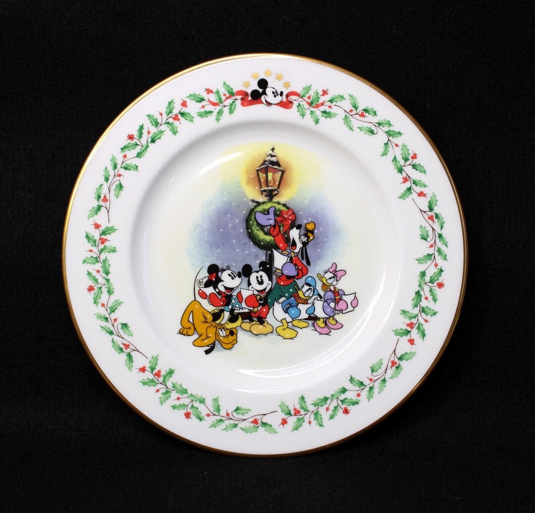 Lenox Disney Holiday Plates a Carolin' We Go Featuring Mickey & Co. 8 ...