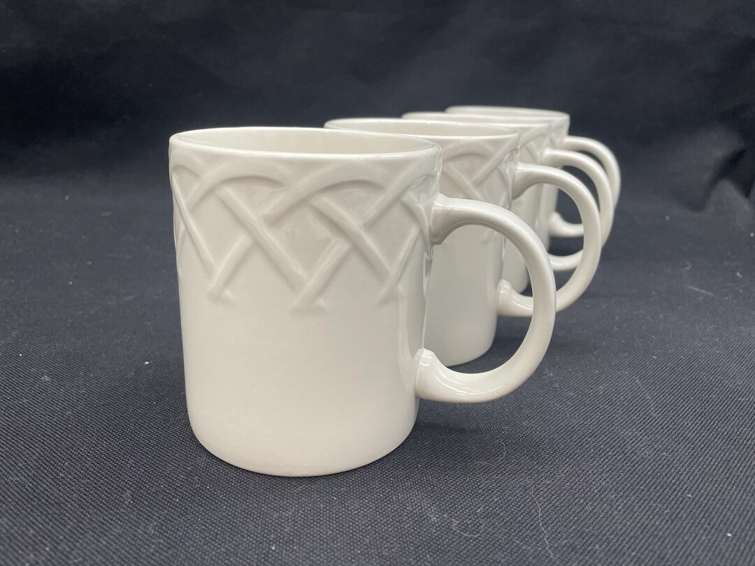 Oneida Picnic Coffee Mugs Set of 4 and Set of 3 Available - Etsy