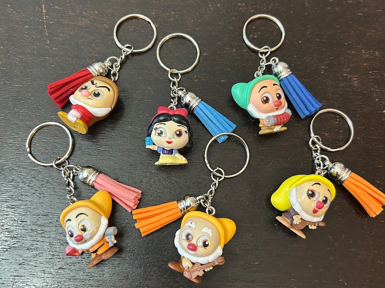 Doorable Snow White and the Seven Dwarfs Keychains - Etsy