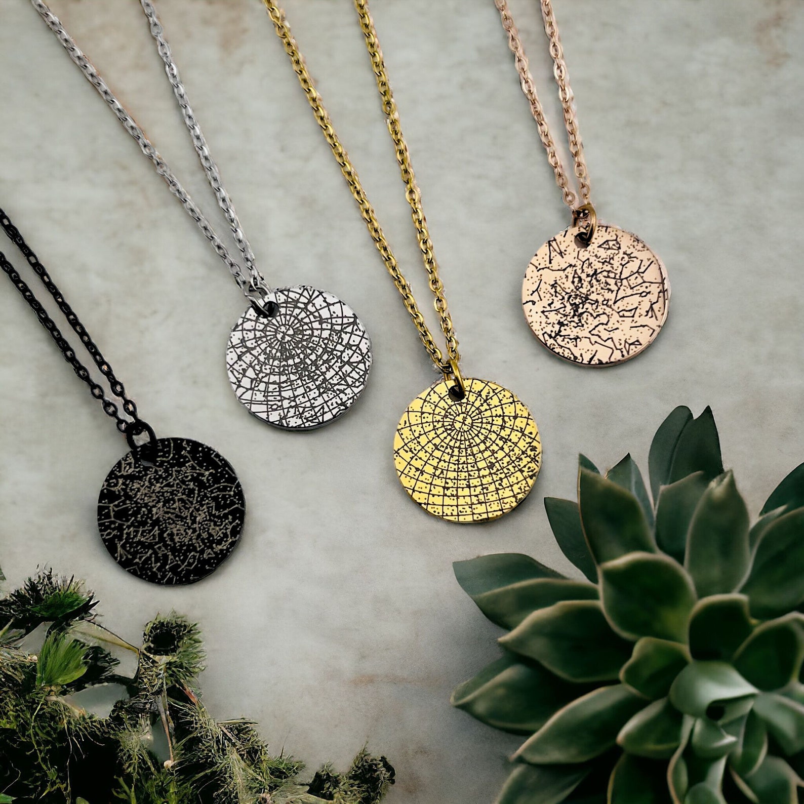 Custom Star Map Necklace | Engraved Personalised Night Sky Necklace ...