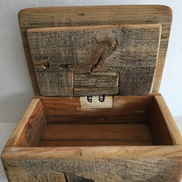 Small Rustic Box - Etsy