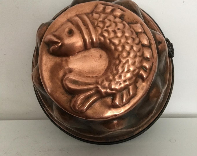 Vintage Copper Round Fish Mold. Medium Sized Round Vintage Copper Mold ...