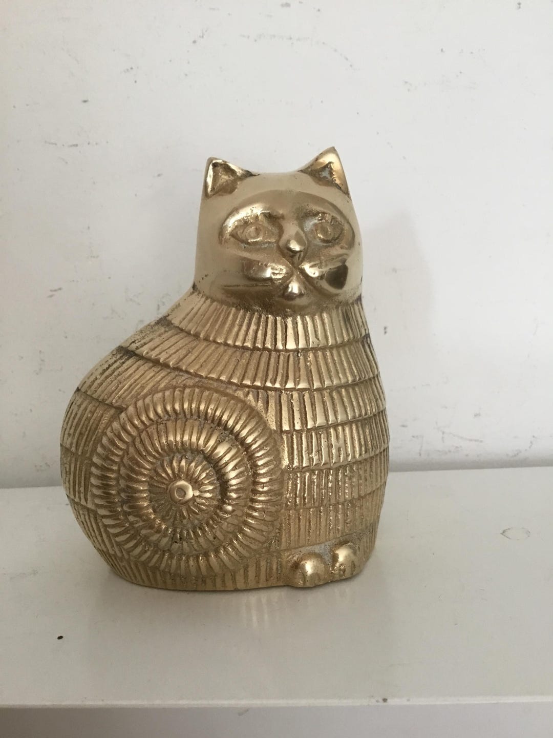 Small Brass Cat Figure. Vintage Brass Cat With Textured Body and Tail ...