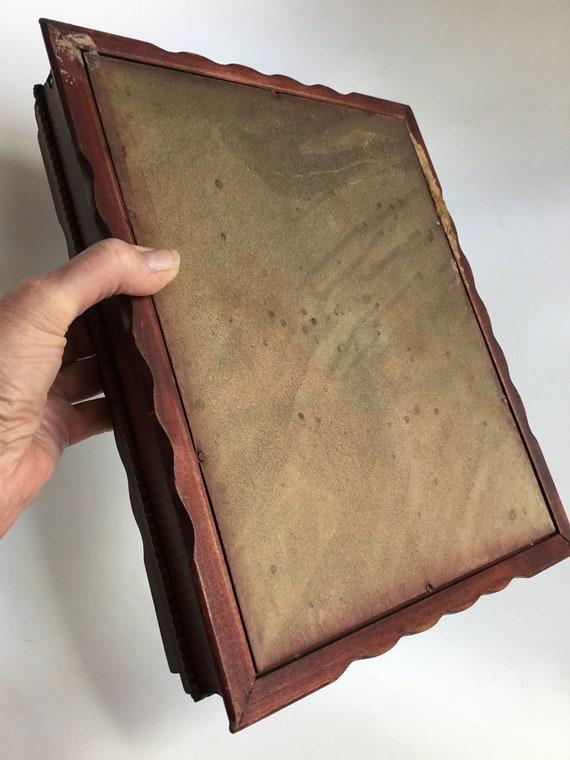 Very old large wooden keepsake box. Vintage wooden ke… - Gem