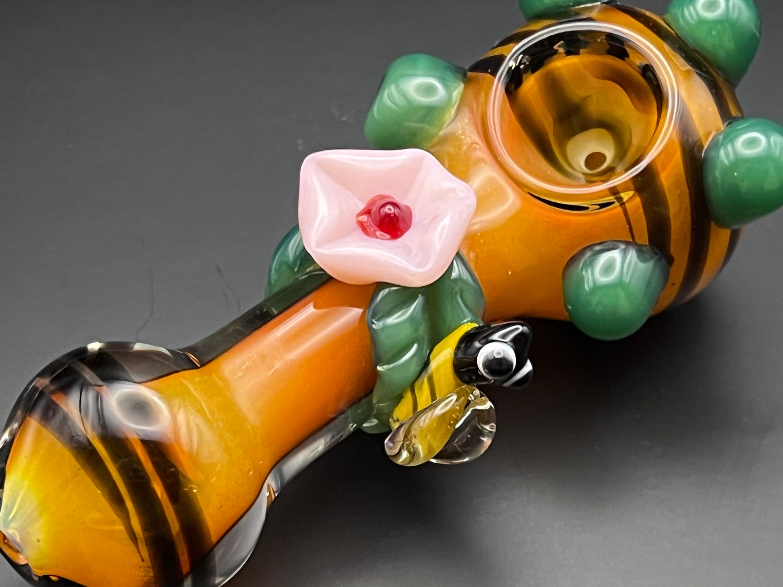 Flower Glass Pipe Girly Bee Pipes Beautiful Girly Pipe - Etsy
