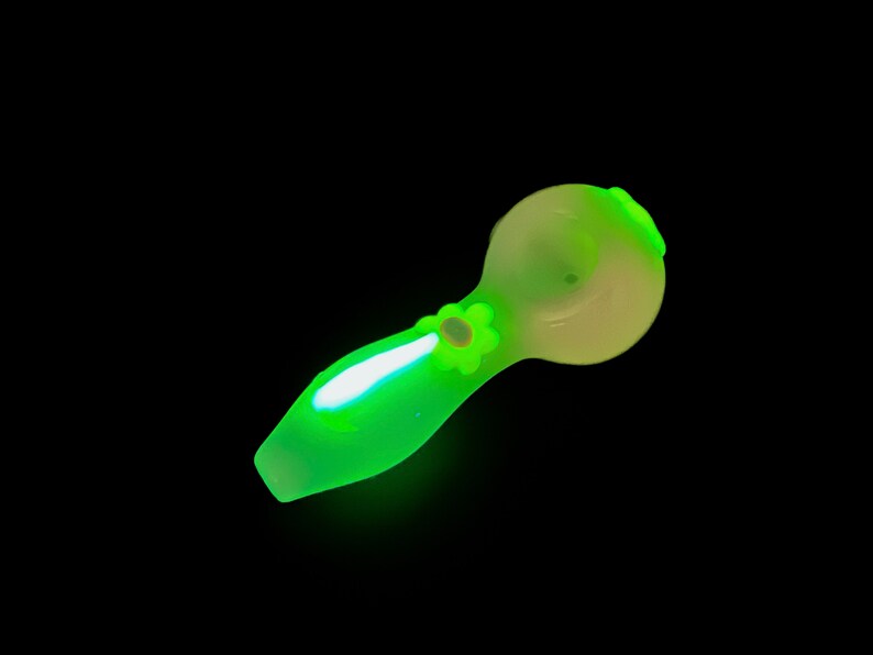 Flower Glass Pipe Glow in Dark Glass Pipe Beautiful - Etsy