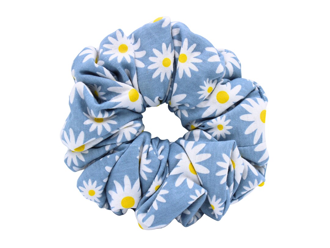 Large Blue Daisy Scrunchie, Flower Hair Tie, Hair Fashion, Hair Styles, Handmade Scrunchies ...
