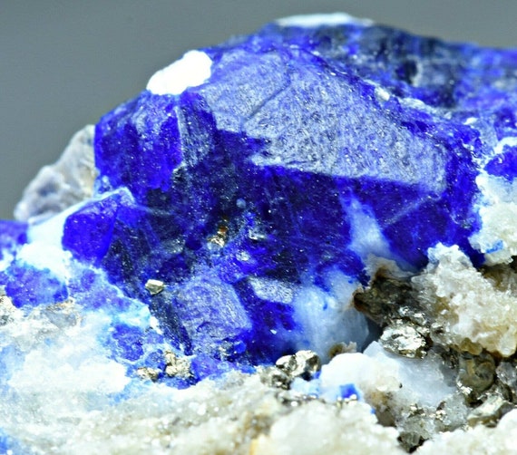 389g Top Blue Hauyne Crystal Combined With Gonnardite and - Etsy