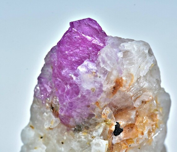 Beautiful Natural Ruby Crystal on Matrix 42 Carat Jagdalek | Etsy