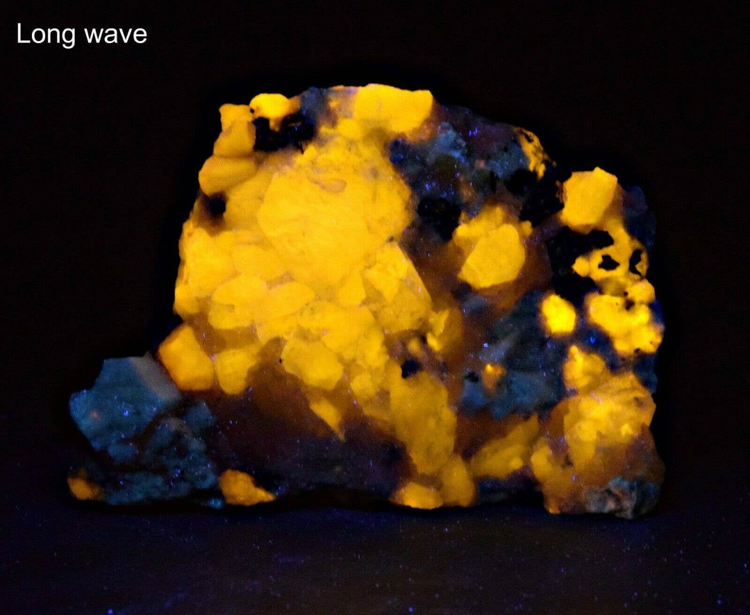 2345 Gram Terminated Wernerite Scapolite Fluorescent Crystals Combined ...