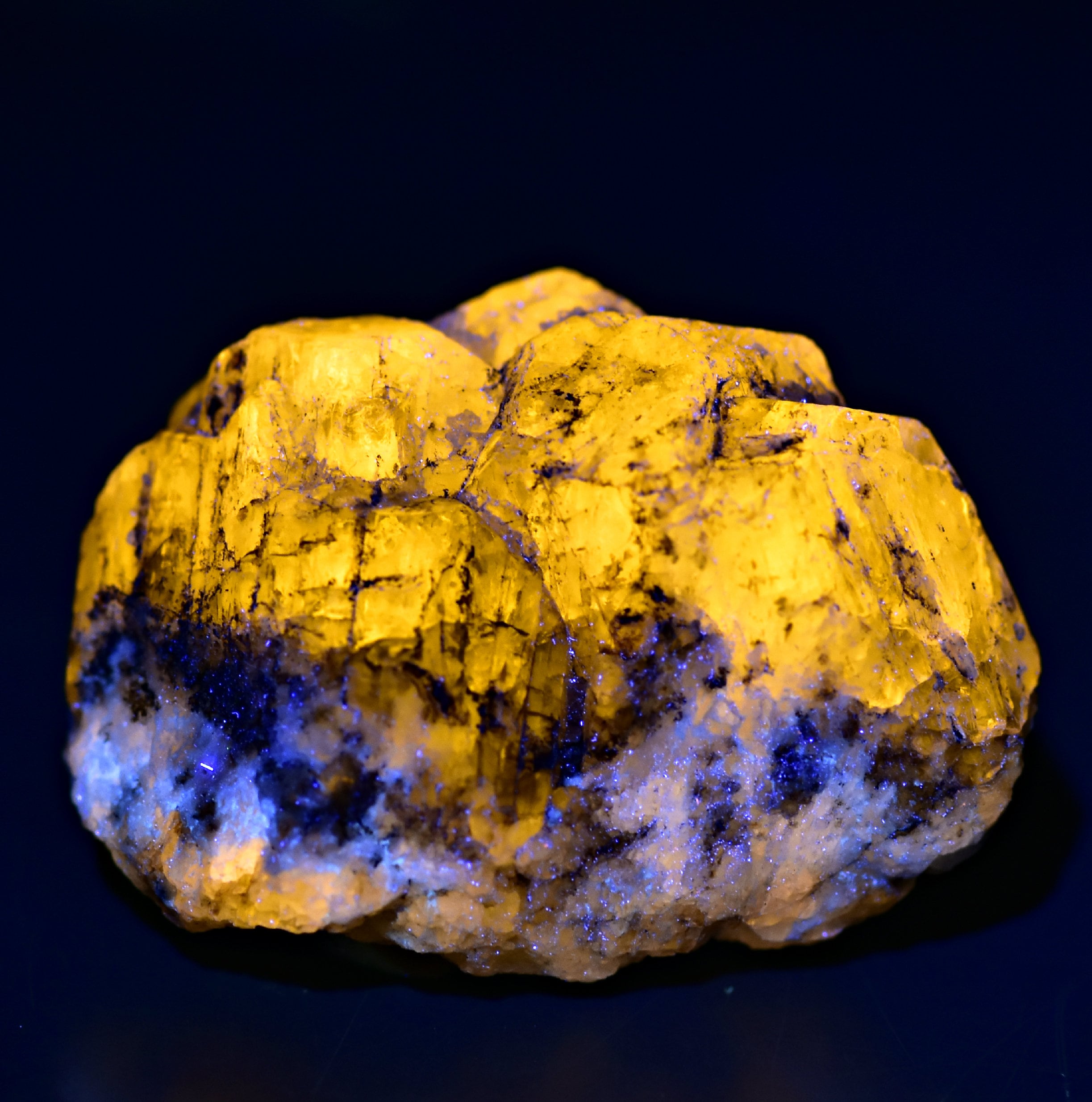 92 Carat Rare Natural Fluorescent Marialite Scapolite Crystals on ...