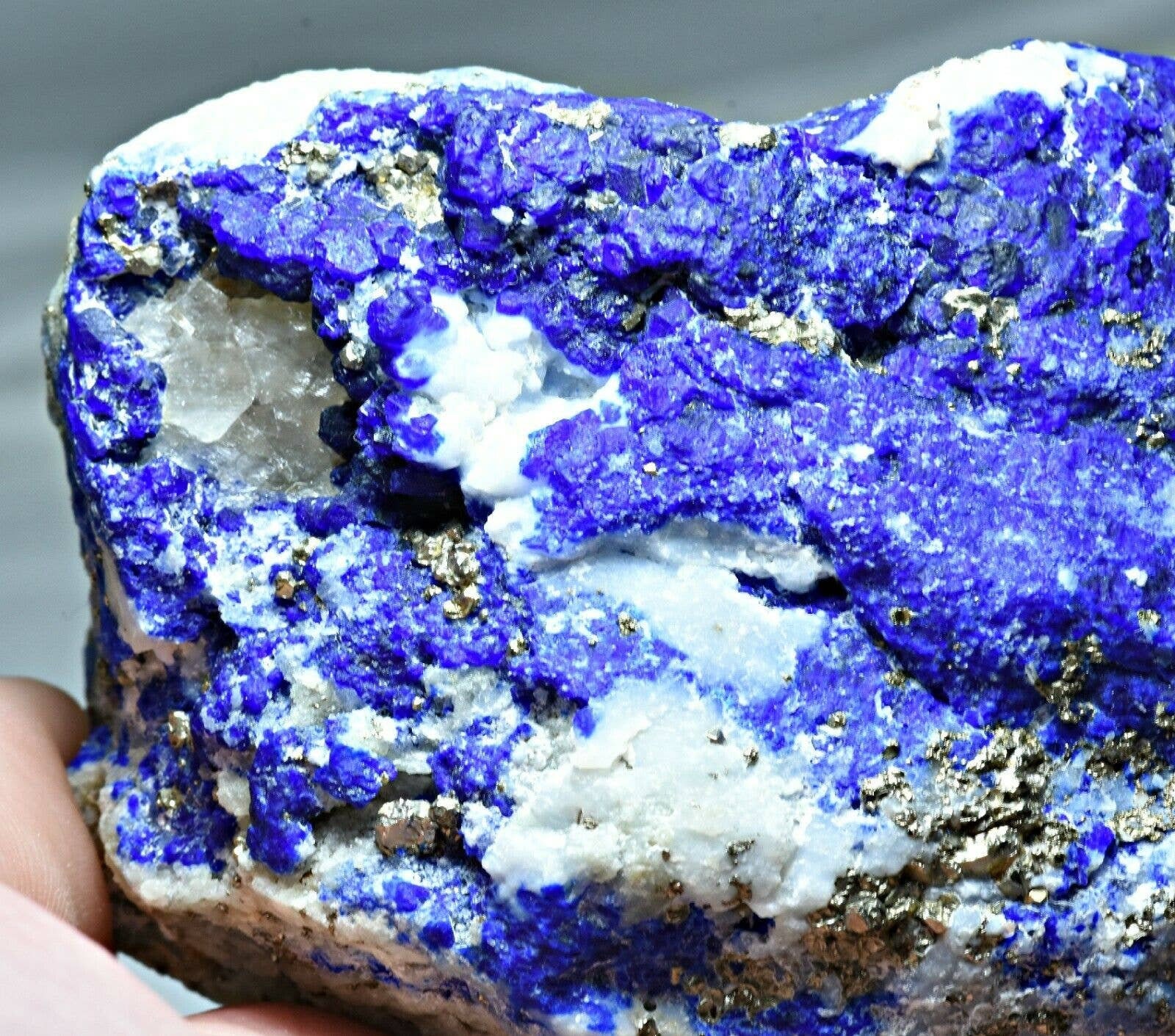 431g Hauyne Hyune Specimen With Sodalite Pyrite Calcite and Fluorescent ...