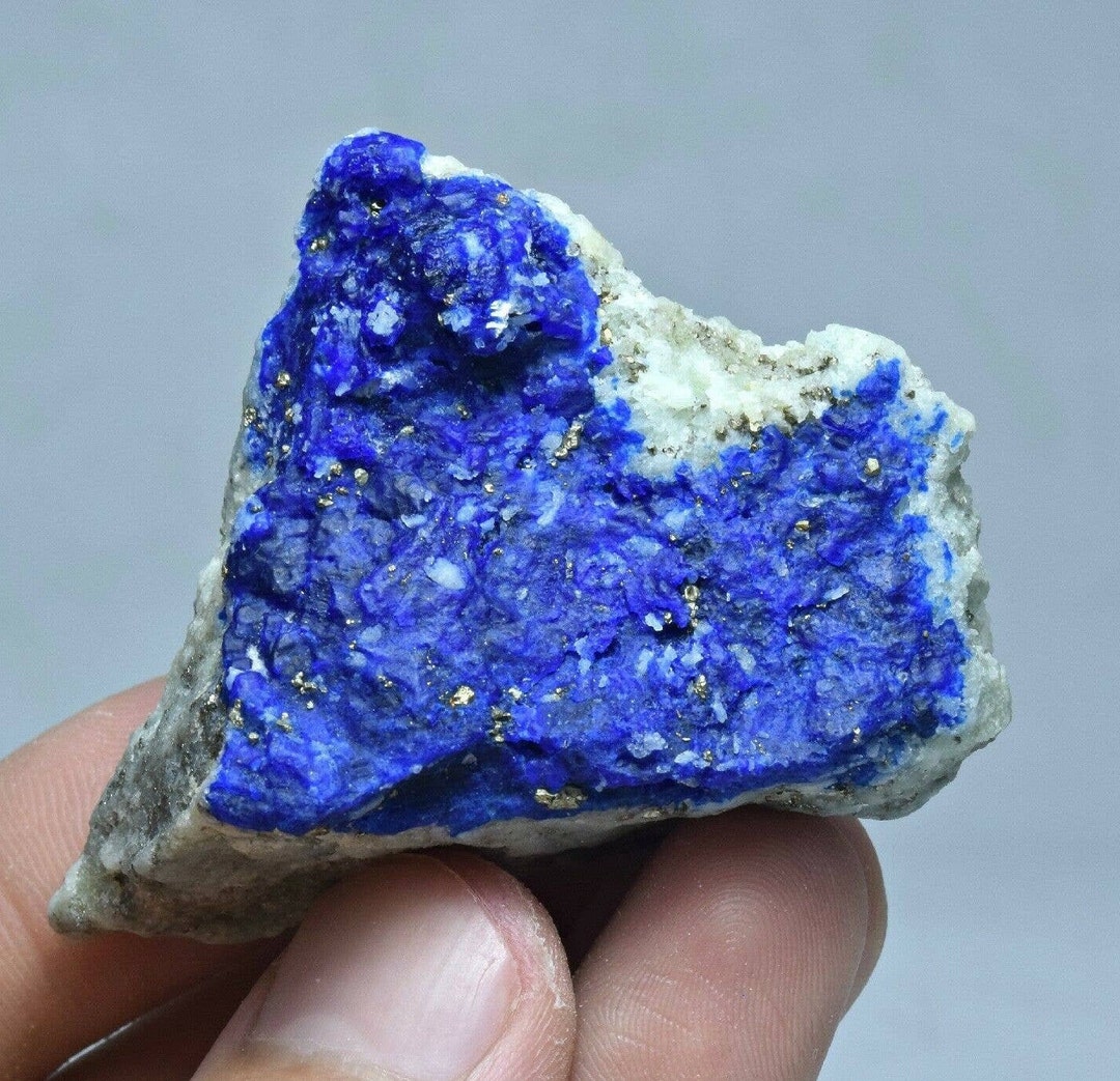 366 Carat Rare Hayune Crystals With Fluorescent Mica and Pyrite on ...