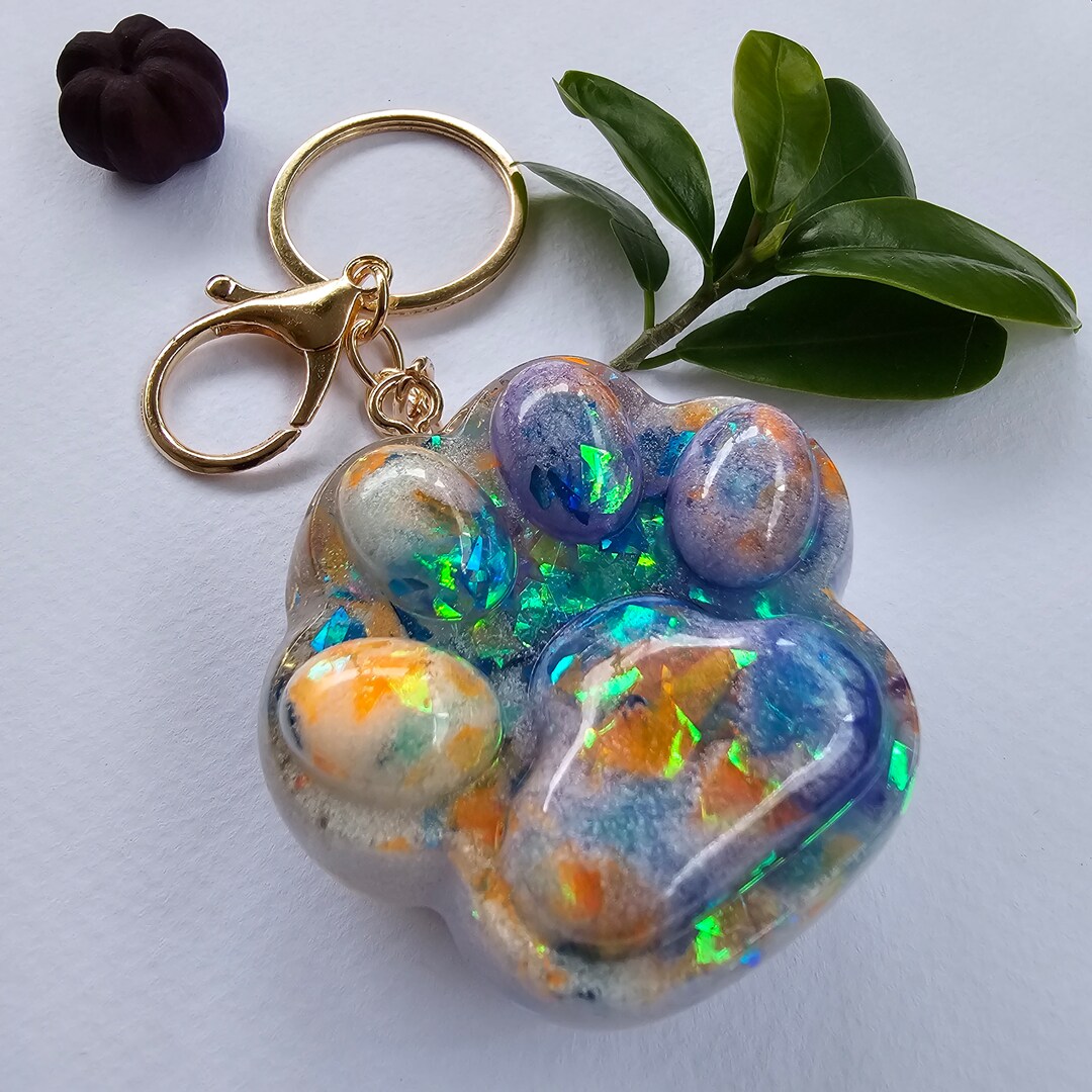 Personalized Handmade Cat Paw Keychain Trendy, Shiny Resin Charm ...