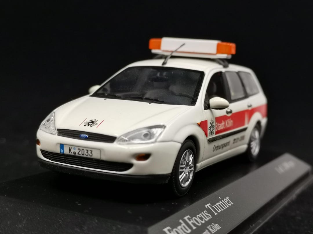 New Minichamps Model 1:43 Ford Focus Turnier White 1999 Ordnungsamt ...