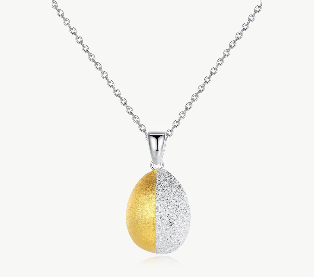Minimalist Style Silver and Gold Mixed Metal Pendant Necklace, Frosted ...