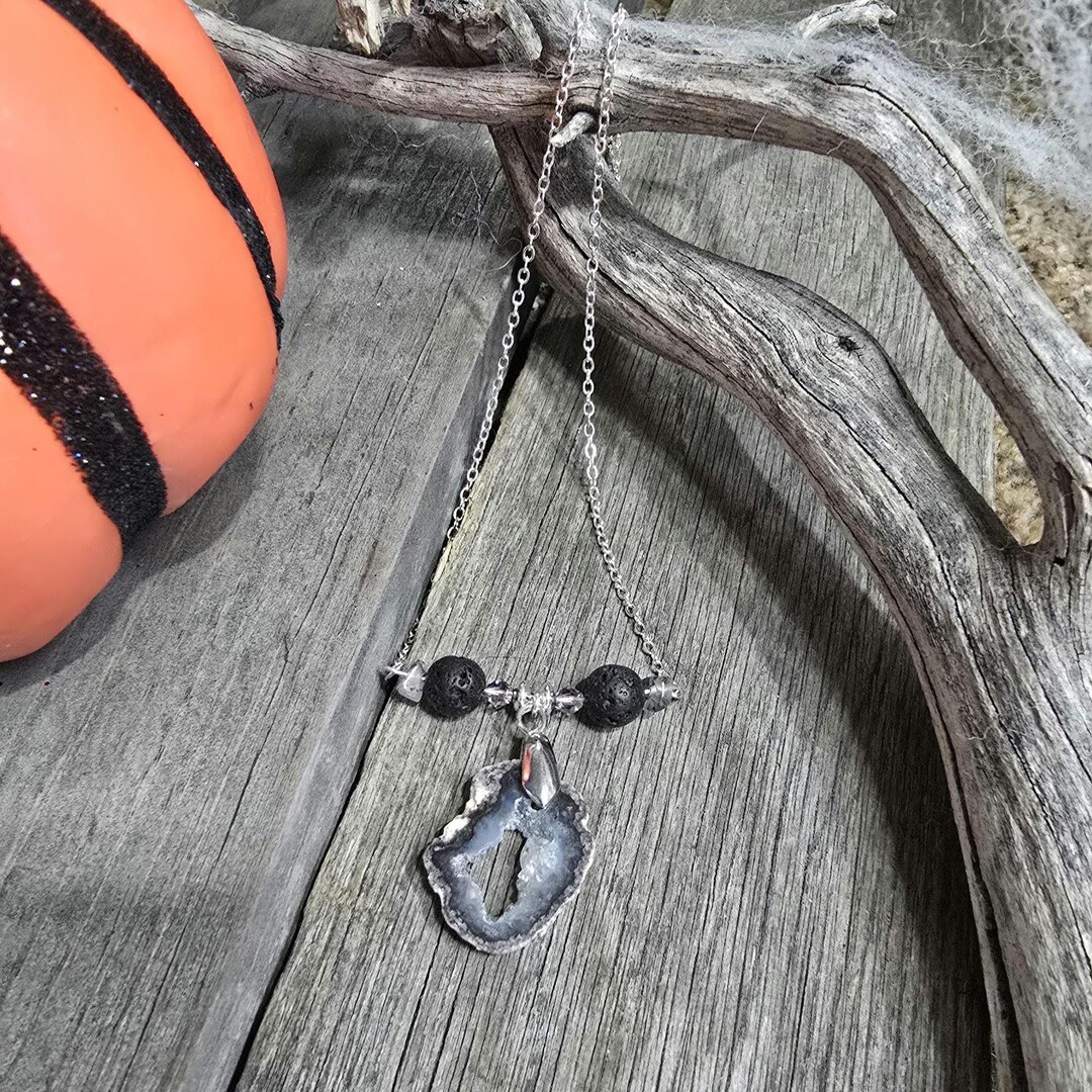 Black Trancas Geode Slice With Lava Stones/halloween Jewelry for ...