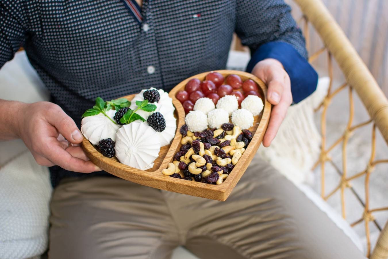 Handcrafted Oak Wood Heart Tray - Etsy