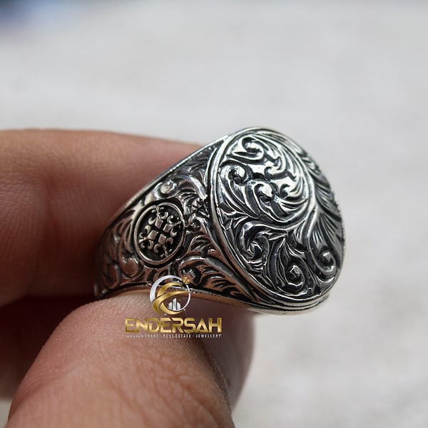 Hand Engraved Ring - Etsy