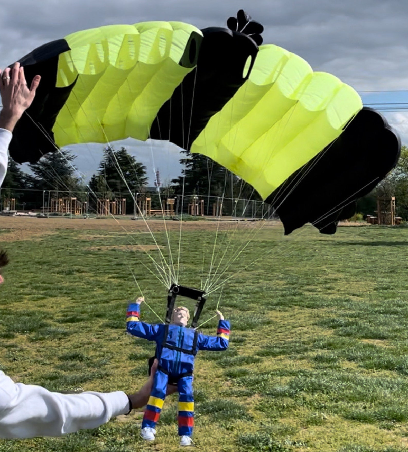 Radio Controlled Skydiver Package-rc Skydiver Kit-ready to Fly-rc ...