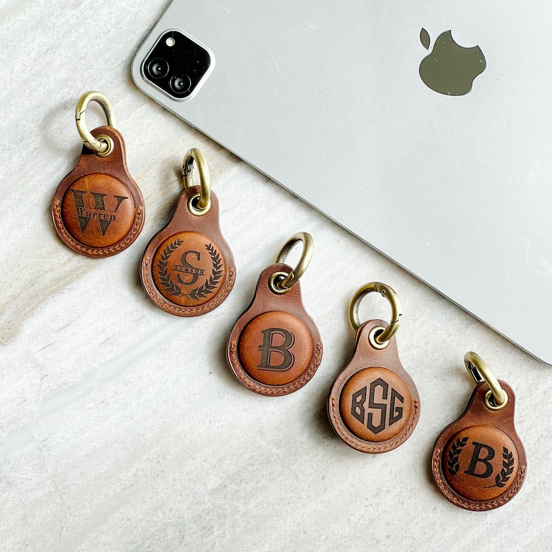 Personalized Leather AirTag Keychain, Monogram Engraved Keyring - Etsy