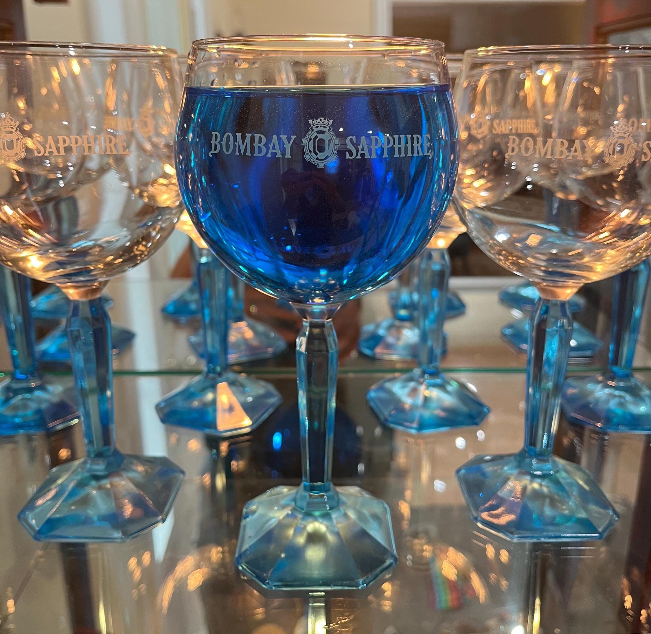 12 Bombay Sapphire Gin Cocktail Glasses, Balloon Glass and Square Foot ...