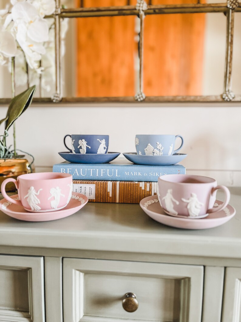 Wedgwood dancing Hours Tea Cups and Saucers. - Etsy