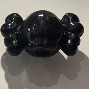 Life-size KAWS Head Inspired Toy Statue - Wall Mounted Head Display ...
