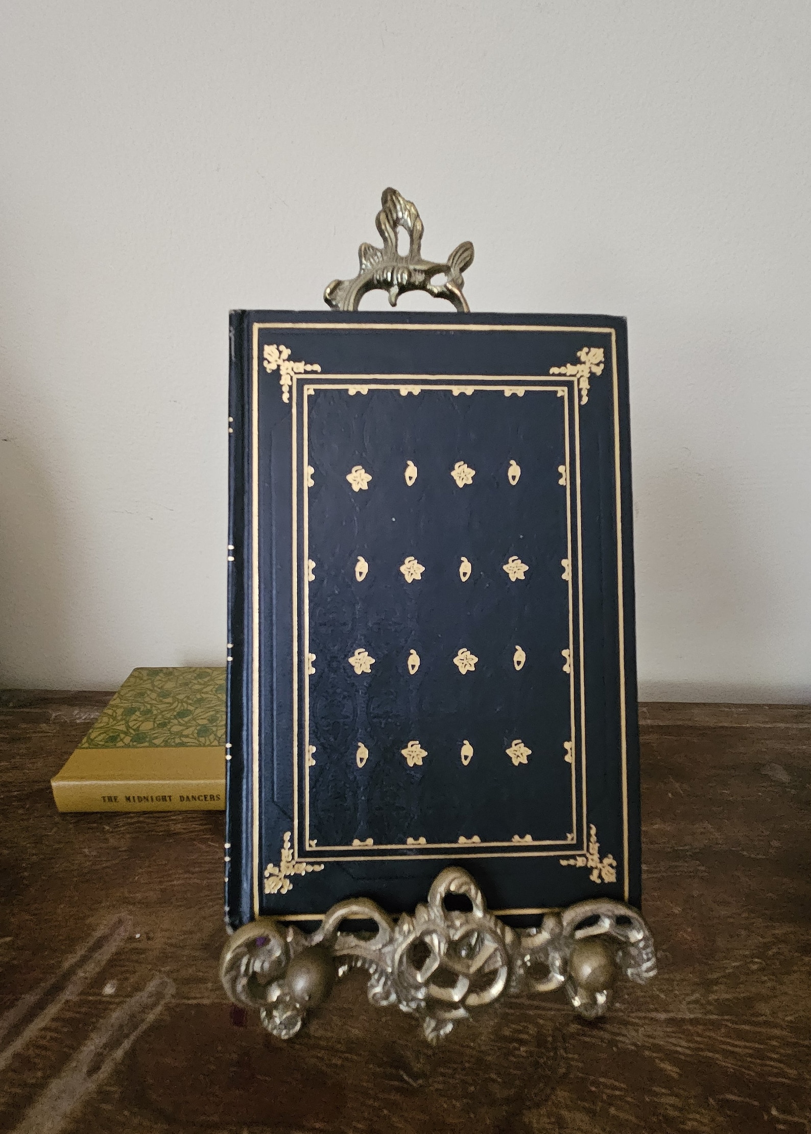 Vintage Ornate Brass Easel - Etsy