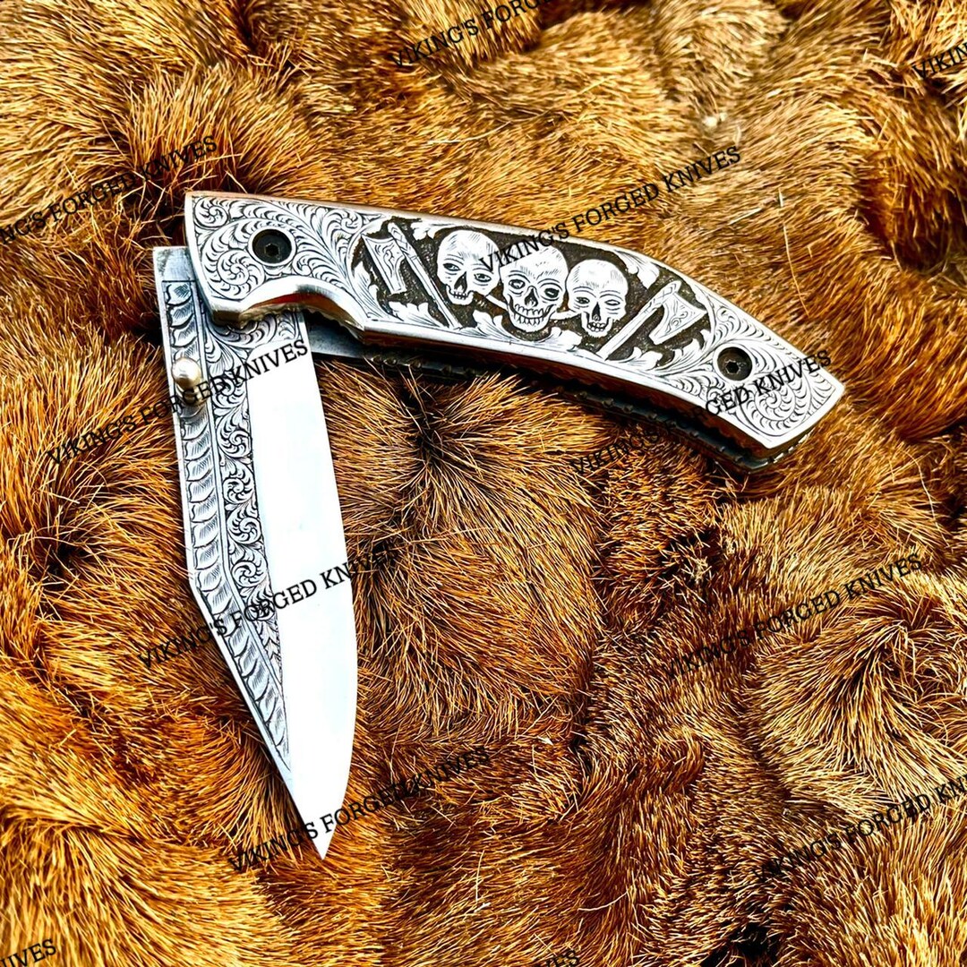 Custom Hand Engraved Pocket Knife, Skull Edition American Hand ...