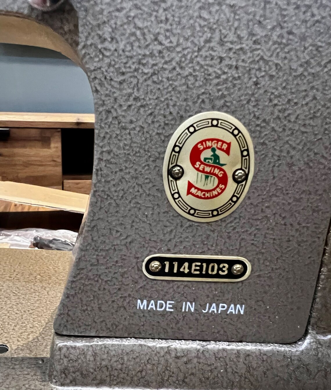 Singer 114e103 Chain & Moss Stitch Embroidery Machine JAPANESE Version ...