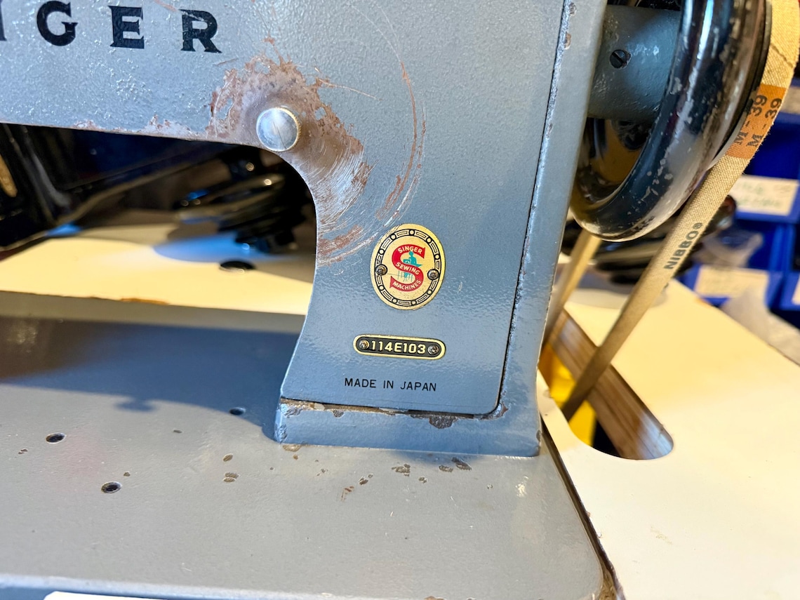 Singer 114e103 Chain & Moss Stitch Embroidery Machine JAPANESE Version ...