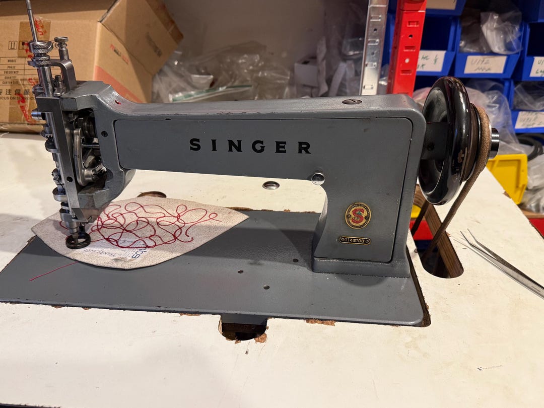 Singer 114e103 Chain & Moss Stitch Embroidery Machine JAPANESE Version ...