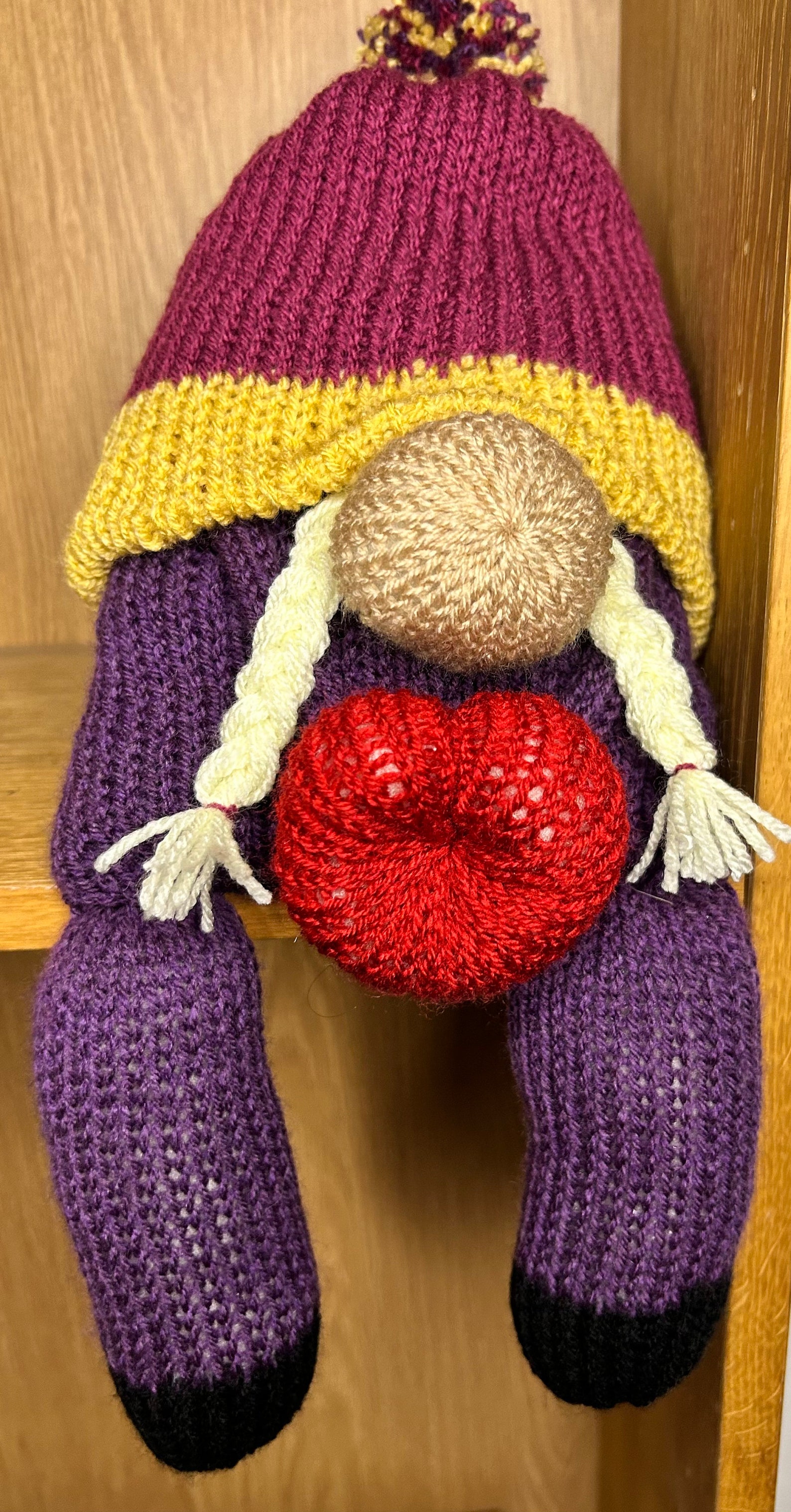 Circular Knitting Machine Valentine Gonk Gnome Pattern - Addi, Sentro ...