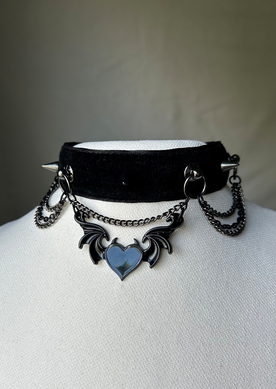 Lockable Elegant Velvet Choker With Black Winged Heart - Etsy