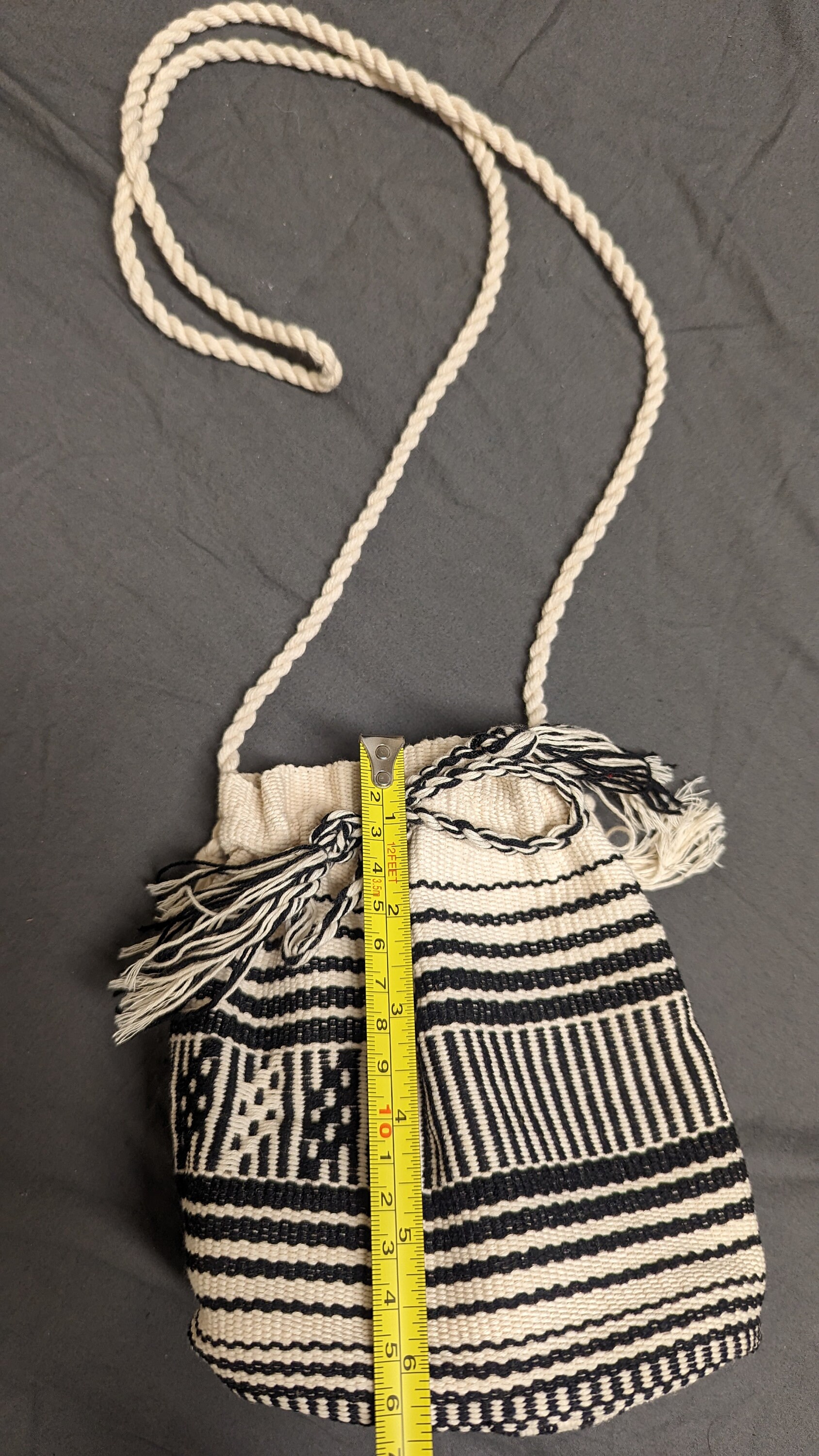 Small Black and White Colombian Woven Shoulder Bag / Purse - Etsy