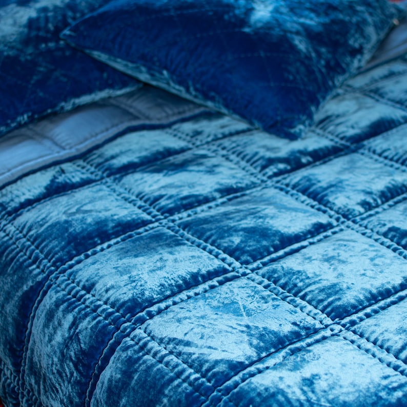 Hand Quilted Duvet Throw| Blue Silk Velvet Throw| 100% Mulberry Silk ...