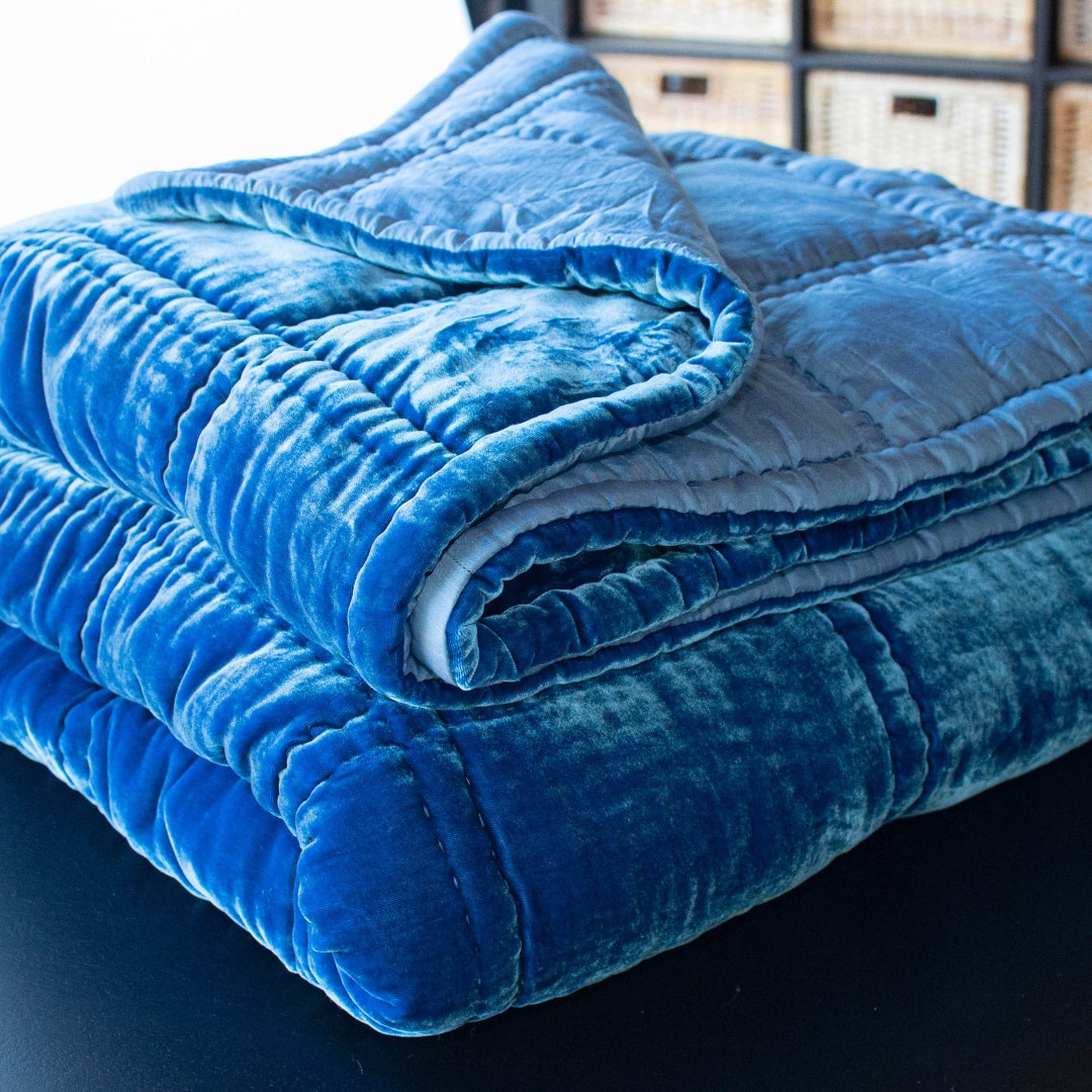 Hand Quilted Duvet Throw| Blue Silk Velvet Throw| 100% Mulberry Silk ...