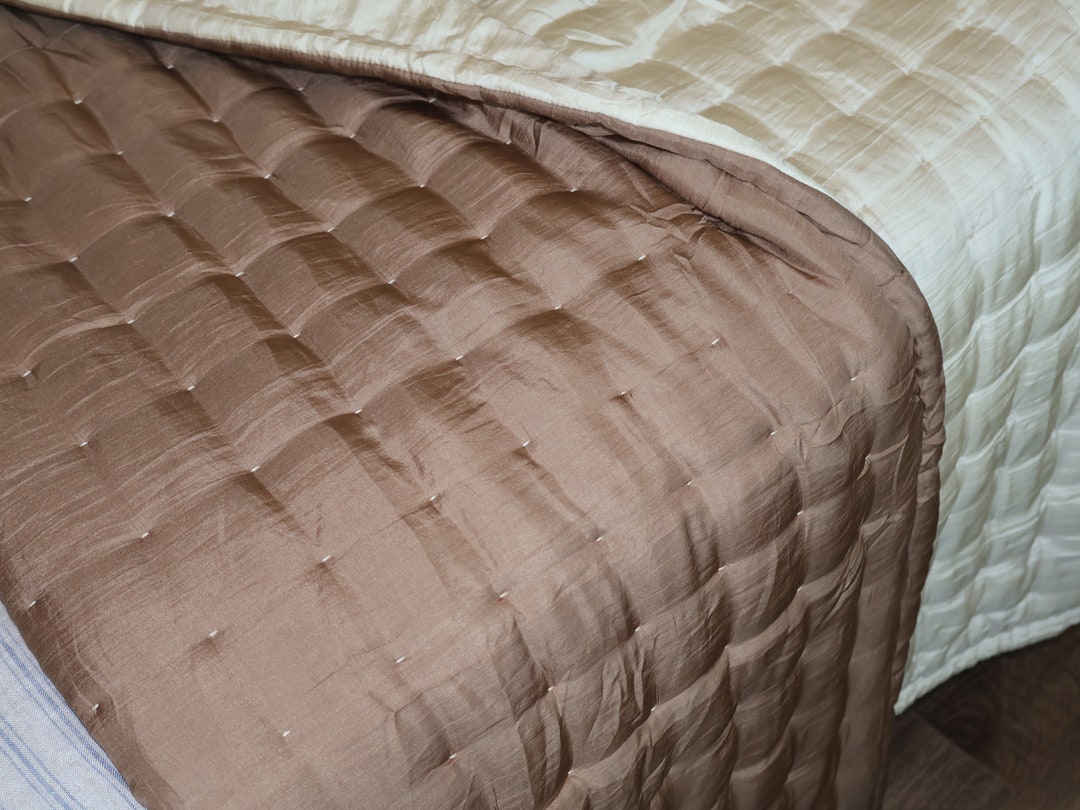 Mulberry Silk Quilt Bedspread| Lightweight Silk Blanket for Summer ...