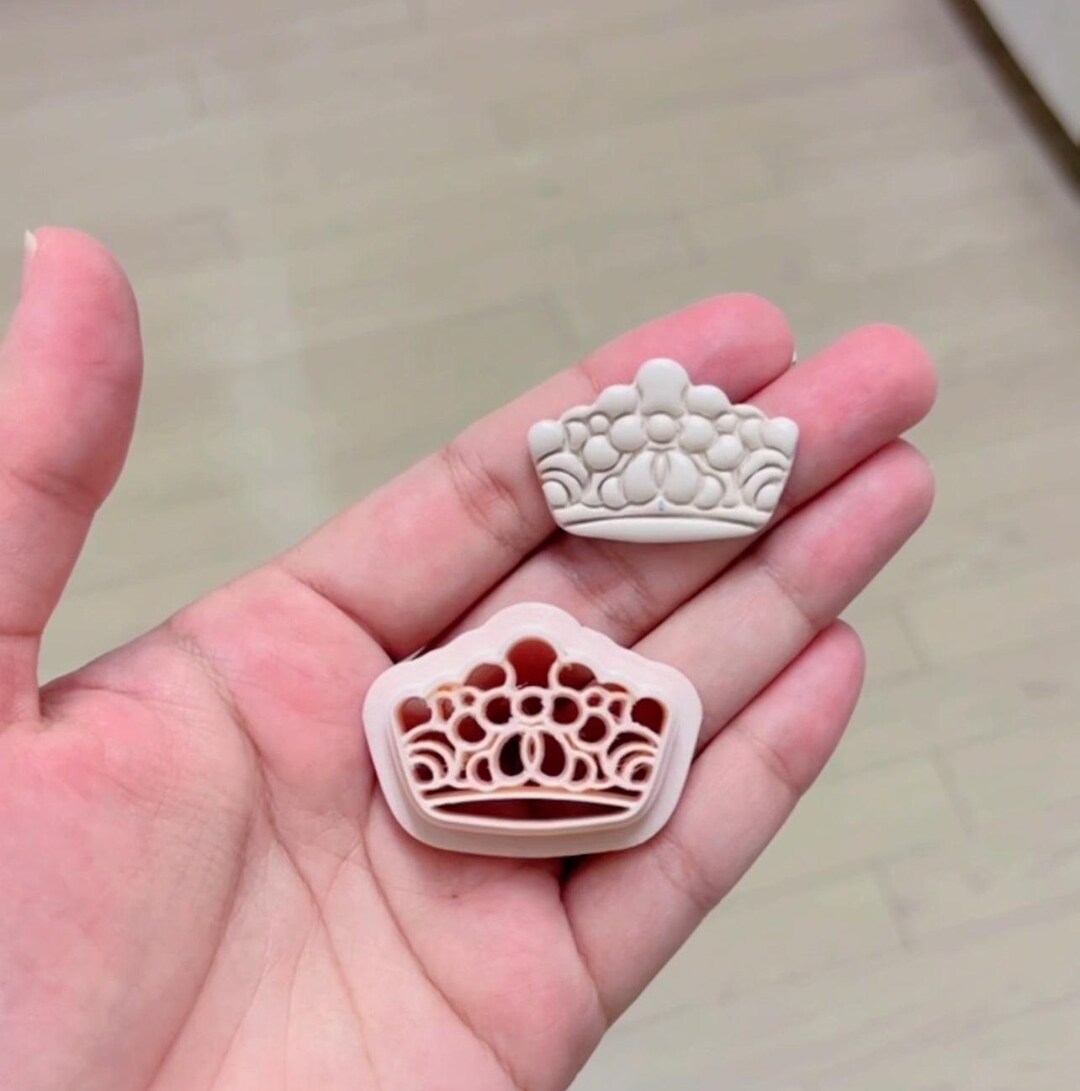 Wicked Cutter| Clay Cutter Wicked| Glinda/elphaba/defying Gravity ...