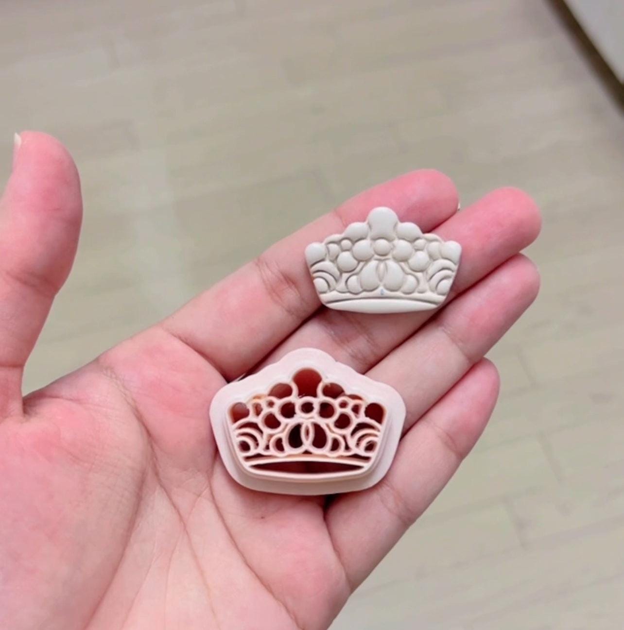 Wicked Cutter| Clay Cutter Wicked| Glinda/elphaba/defying Gravity ...