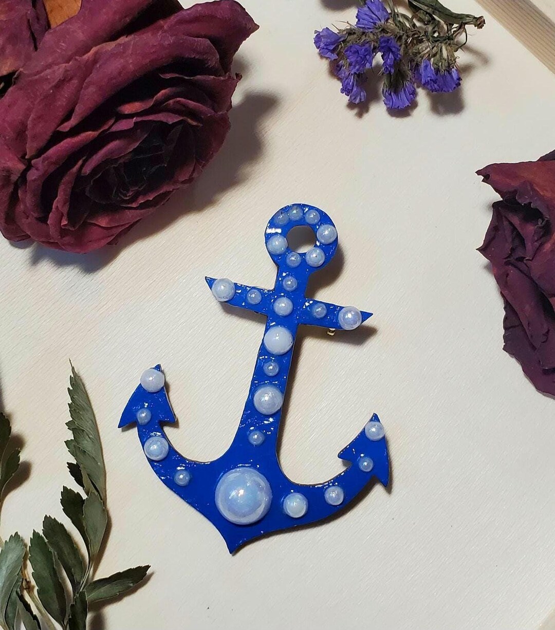 Wooden Anchor-shaped Pin With Iridescent Pearls - 3" Tall Ocean Blue ...